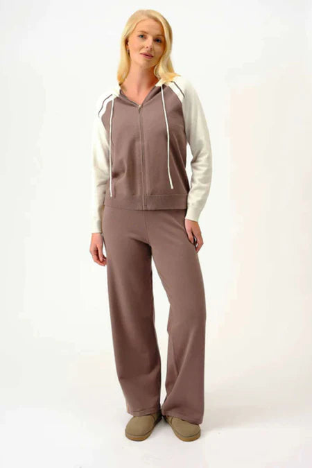 Sweatshirts – Alice Collins